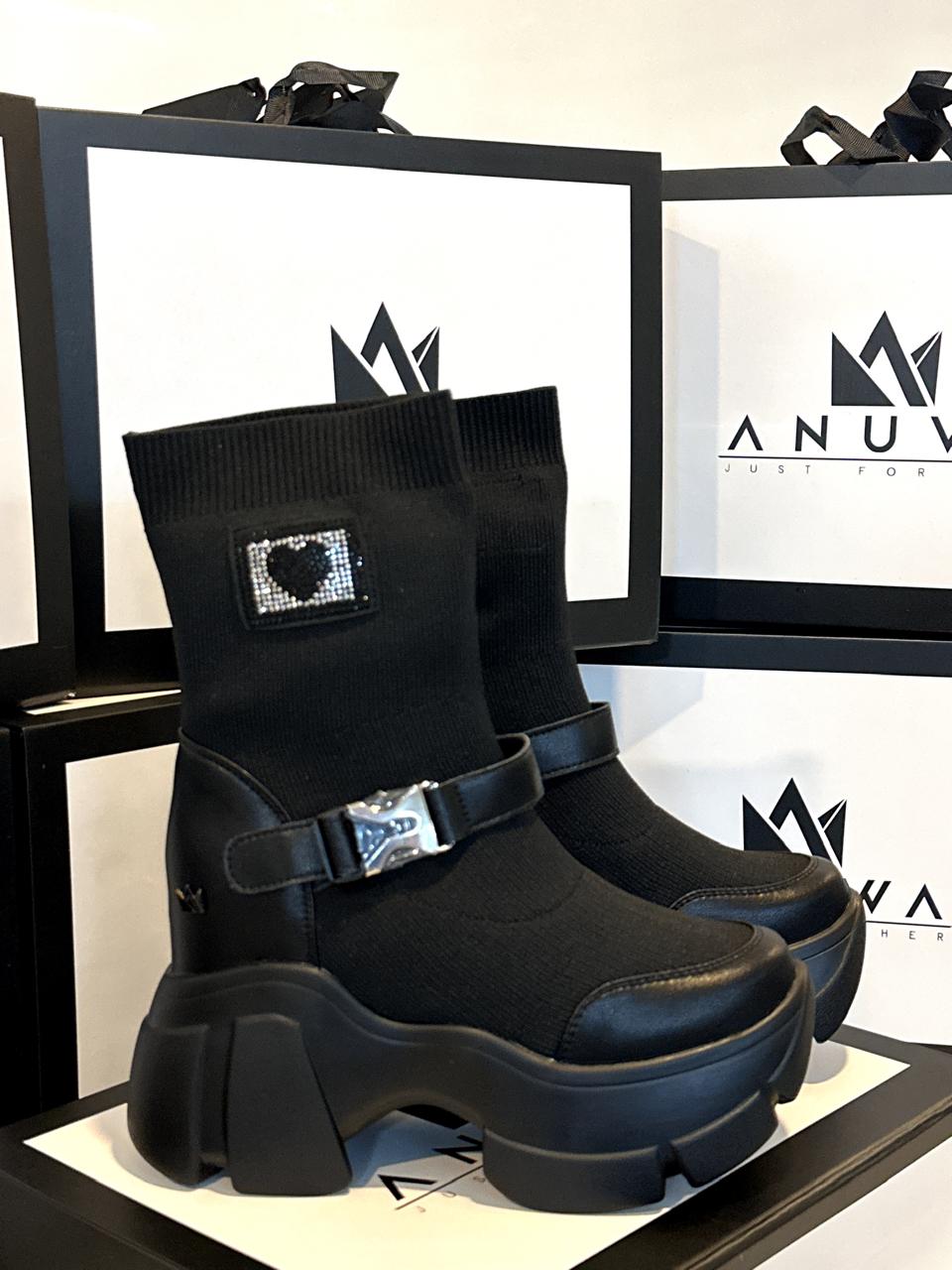 Adara Black - Anuwa